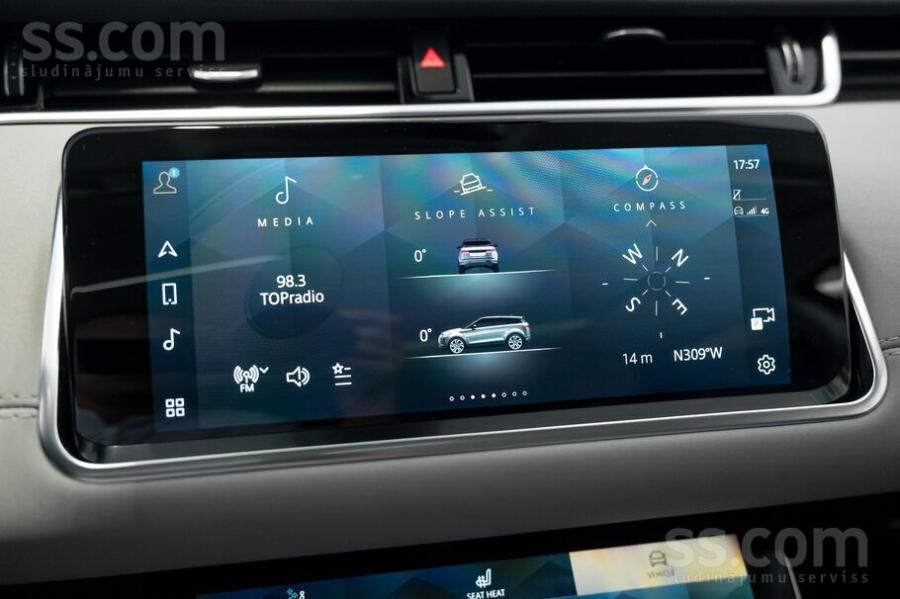 Pelēks Land Rover Range Rover Evoque 2022 Rīga, ar dzinēja tilpumu 2.00 L un nobraukumu 49 tūkst. km par 27990 €, foto 26 vietnē AUTOMOTO.COM.LV