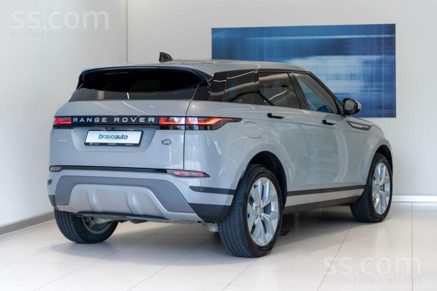 Pelēks Land Rover Range Rover Evoque 2023 Rīga, ar dzinēja tilpumu 2.00 L un nobraukumu 34 tūkst. km par 36990 €, foto 3 vietnē AUTOMOTO.COM.LV