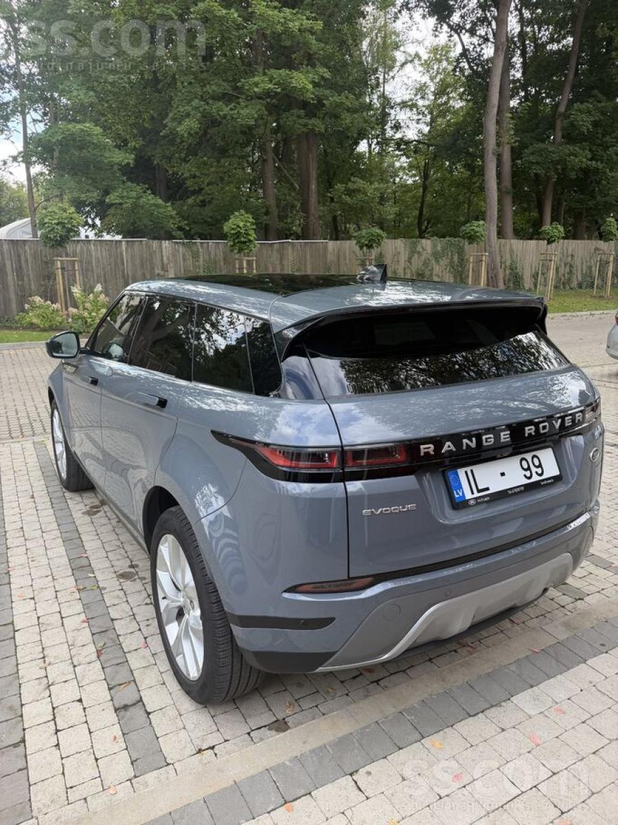 Pelēks Land Rover Range Rover Evoque 2023 Rīga, ar dzinēja tilpumu 2.00 L un nobraukumu 41 tūkst. km par 33900 €, foto 5 vietnē AUTOMOTO.COM.LV