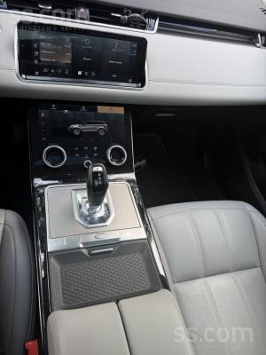 Pelēks Land Rover Range Rover Evoque 2023 Rīga, ar dzinēja tilpumu 2.00 L un nobraukumu 41 tūkst. km par 33900 €, foto 10 vietnē AUTOMOTO.COM.LV