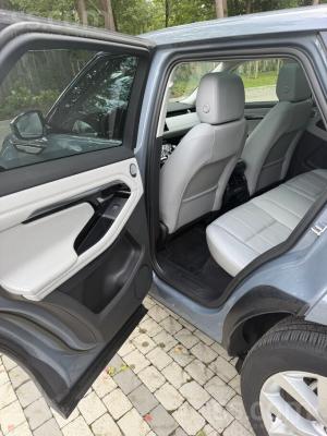 Pelēks Land Rover Range Rover Evoque 2023 Rīga, ar dzinēja tilpumu 2.00 L un nobraukumu 41 tūkst. km par 33900 €, foto 18 vietnē AUTOMOTO.COM.LV