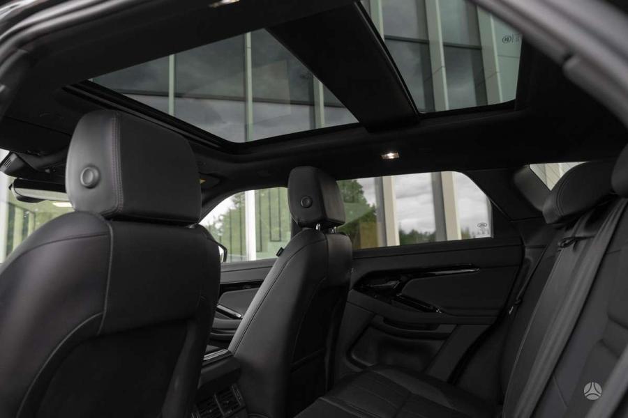 Pelēks Land Rover Range Rover Evoque 2024 Viļņa, ar dzinēja tilpumu 2.00 L un nobraukumu 12 tūkst. km par 44900 €, foto 16 vietnē AUTOMOTO.COM.LV