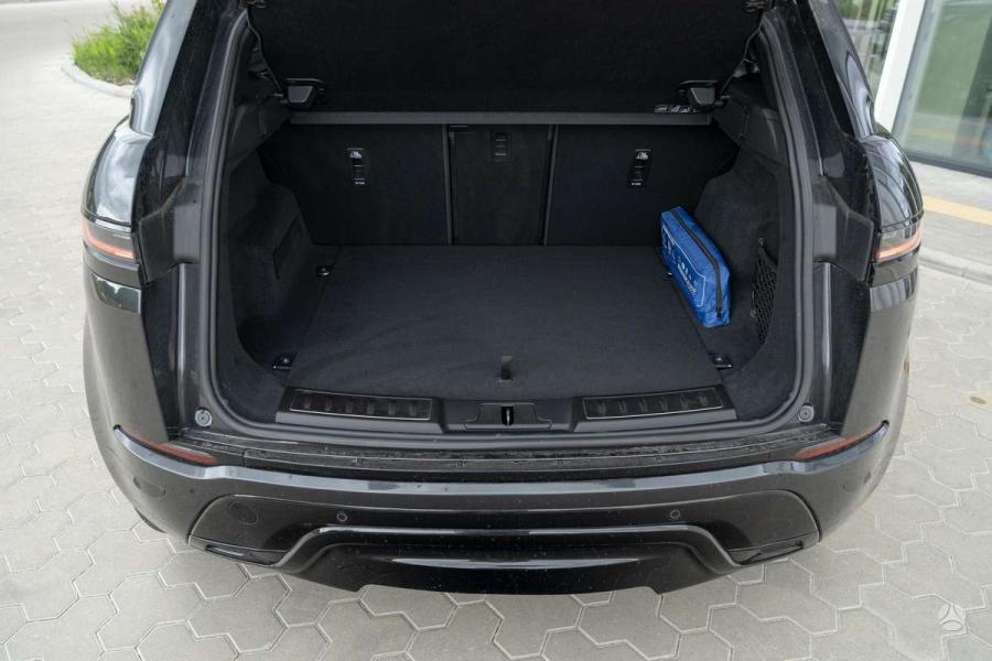 Pelēks Land Rover Range Rover Evoque 2024 Viļņa, ar dzinēja tilpumu 2.00 L un nobraukumu 12 tūkst. km par 44900 €, foto 17 vietnē AUTOMOTO.COM.LV