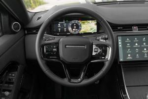 Pelēks Land Rover Range Rover Evoque 2024 Viļņa, ar dzinēja tilpumu 2.00 L un nobraukumu 12 tūkst. km par 44900 €, foto 18 vietnē AUTOMOTO.COM.LV