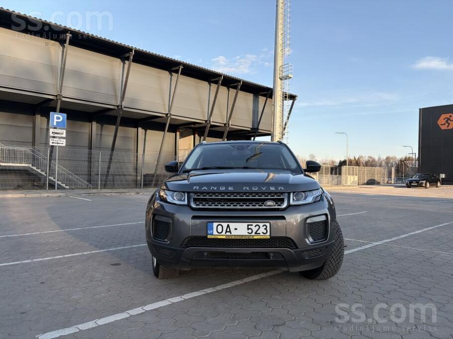 Grey Land Rover Range Rover Evoque 2015 in Riga, with an engine capacity of 2.00 L and mileage of 151 thousand km for 16700 €, photo 7 on AUTOMOTO.COM.LV