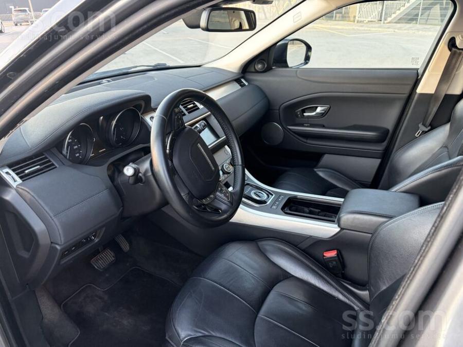 Grey Land Rover Range Rover Evoque 2015 in Riga, with an engine capacity of 2.00 L and mileage of 151 thousand km for 16700 €, photo 11 on AUTOMOTO.COM.LV
