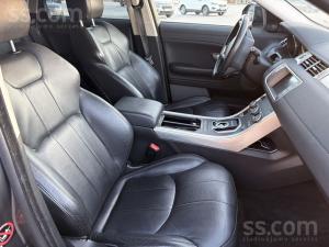 Grey Land Rover Range Rover Evoque 2015 in Riga, with an engine capacity of 2.00 L and mileage of 151 thousand km for 16700 €, photo 13 on AUTOMOTO.COM.LV