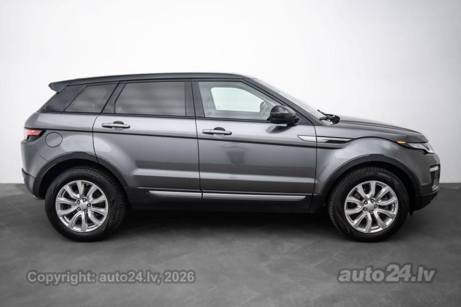 Pelēks Land Rover Range Rover Evoque 2017 Tallina, ar dzinēja tilpumu 2.00 L un nobraukumu 227 tūkst. km par 11999 €, foto 5 vietnē AUTOMOTO.COM.LV