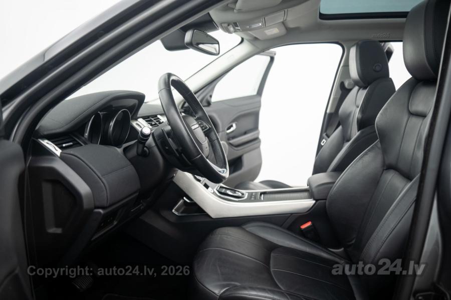 Pelēks Land Rover Range Rover Evoque 2017 Tallina, ar dzinēja tilpumu 2.00 L un nobraukumu 227 tūkst. km par 11999 €, foto 9 vietnē AUTOMOTO.COM.LV