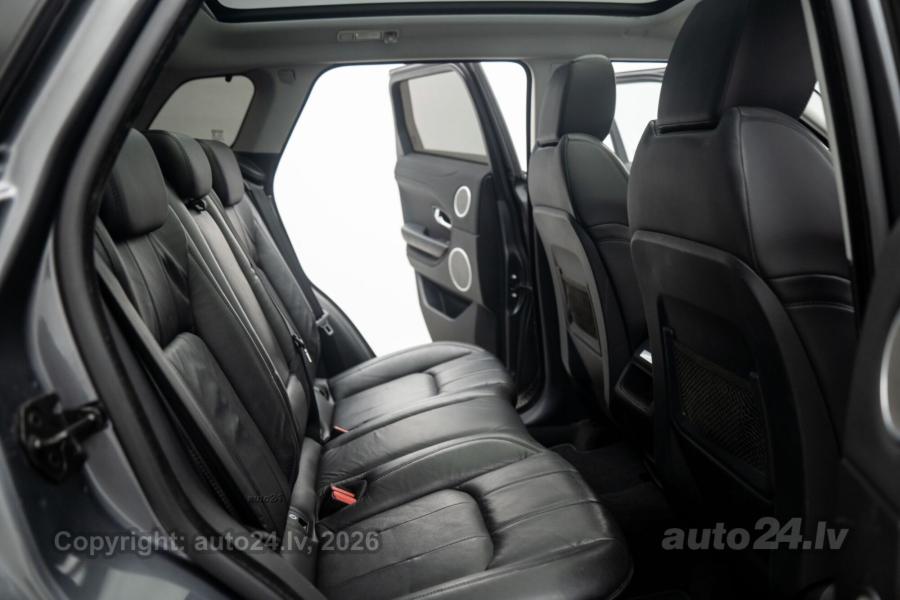 Pelēks Land Rover Range Rover Evoque 2017 Tallina, ar dzinēja tilpumu 2.00 L un nobraukumu 227 tūkst. km par 11999 €, foto 11 vietnē AUTOMOTO.COM.LV