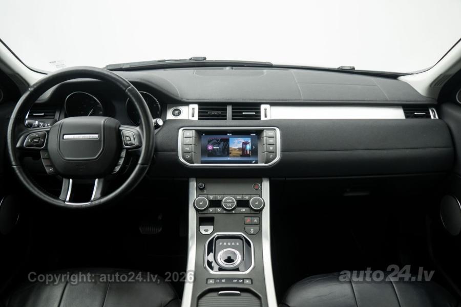 Pelēks Land Rover Range Rover Evoque 2017 Tallina, ar dzinēja tilpumu 2.00 L un nobraukumu 227 tūkst. km par 11999 €, foto 14 vietnē AUTOMOTO.COM.LV