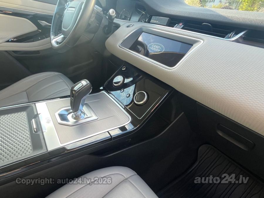 Pelēks Land Rover Range Rover Evoque 2020 Tallina, ar dzinēja tilpumu 2.00 L un nobraukumu 99 tūkst. km par 28500 €, foto 28 vietnē AUTOMOTO.COM.LV