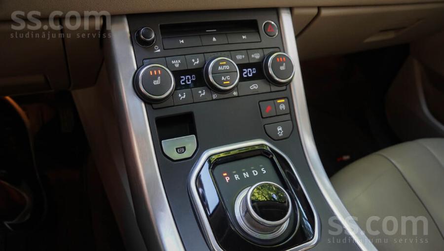 Oranžs Land Rover Range Rover Evoque 2014 Rīga, ar dzinēja tilpumu 2.20 L un nobraukumu 172 tūkst. km par 12450 €, foto 16 vietnē AUTOMOTO.COM.LV