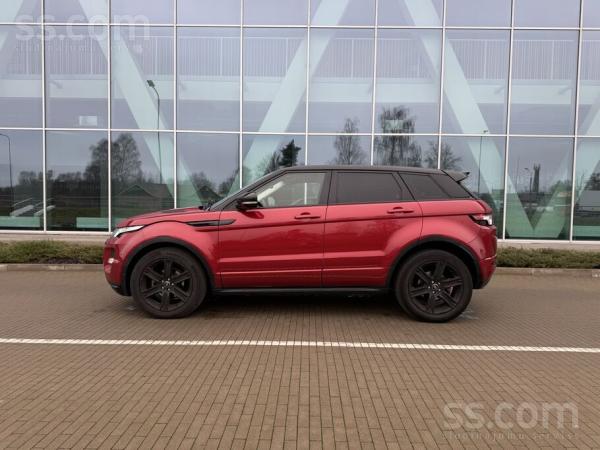 Red Land Rover Range Rover Evoque 2012 in Rezekne, with an engine capacity of 2.20 L and mileage of 227 thousand km for 12990 €, photo 4 on AUTOMOTO.COM.LV