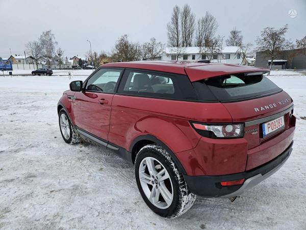 Red Land Rover Range Rover Evoque 2012 in Panevezys, with an engine capacity of 2.18 L and mileage of 290 thousand km for 7000 €, photo 4 on AUTOMOTO.COM.LV
