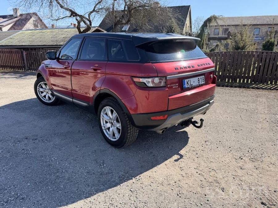 Sarkans Land Rover Range Rover Evoque 2012 Rīga, ar dzinēja tilpumu 2.20 L un nobraukumu 283 tūkst. km par 10900 €, foto 6 vietnē AUTOMOTO.COM.LV
