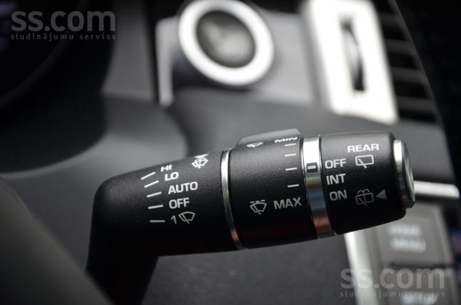 Sarkans Land Rover Range Rover Evoque 2012 Rīga, ar dzinēja tilpumu 2.20 L un nobraukumu 208 tūkst. km par 11990 €, foto 23 vietnē AUTOMOTO.COM.LV