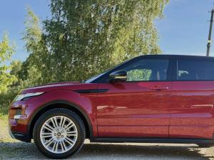 Red Land Rover Range Rover Evoque 2013 in Siauliai, with an engine capacity of 2.18 L and mileage of 185 thousand km for 13999 €, photo 12 on AUTOMOTO.COM.LV