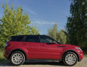Red Land Rover Range Rover Evoque 2013 in Siauliai, with an engine capacity of 2.18 L and mileage of 185 thousand km for 13999 €, photo 15 on AUTOMOTO.COM.LV