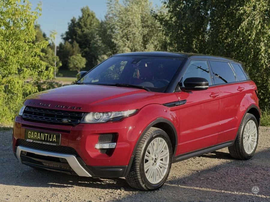 Red Land Rover Range Rover Evoque 2013 in Siauliai, with an engine capacity of 2.18 L and mileage of 185 thousand km for 13999 €, photo 19 on AUTOMOTO.COM.LV