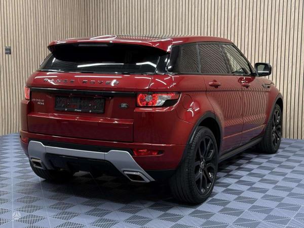 Red Land Rover Range Rover Evoque 2013 in Marijampole, with an engine capacity of 2.18 L and mileage of 96 thousand km for 12999 €, photo 8 on AUTOMOTO.COM.LV