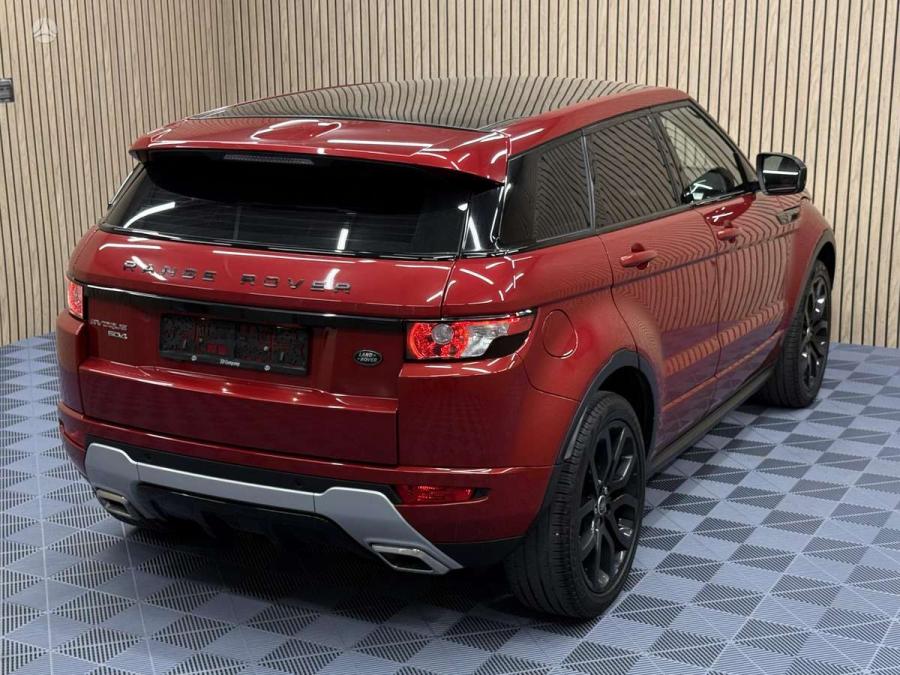 Red Land Rover Range Rover Evoque 2013 in Marijampole, with an engine capacity of 2.18 L and mileage of 96 thousand km for 12999 €, photo 13 on AUTOMOTO.COM.LV