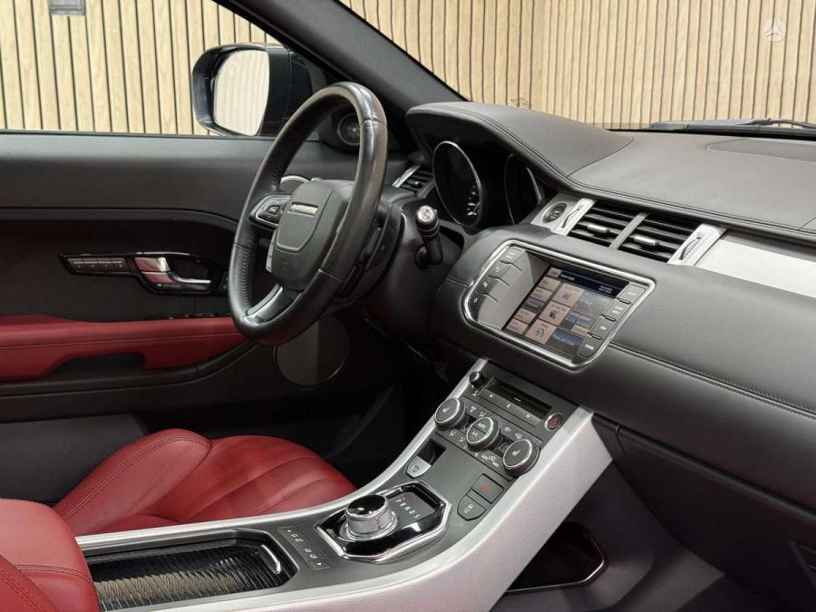 Red Land Rover Range Rover Evoque 2013 in Marijampole, with an engine capacity of 2.18 L and mileage of 96 thousand km for 12999 €, photo 22 on AUTOMOTO.COM.LV