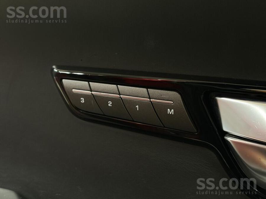 Sarkans Land Rover Range Rover Evoque 2013 Rīga, ar dzinēja tilpumu 2.20 L un nobraukumu 163 tūkst. km par 11690 €, foto 10 vietnē AUTOMOTO.COM.LV