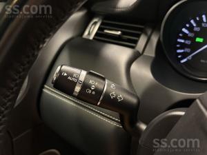 Sarkans Land Rover Range Rover Evoque 2013 Rīga, ar dzinēja tilpumu 2.20 L un nobraukumu 163 tūkst. km par 11690 €, foto 17 vietnē AUTOMOTO.COM.LV