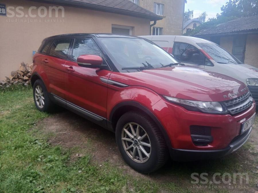 Red Land Rover Range Rover Evoque 2013 in Riga, with an engine capacity of 2.20 L and mileage of 216 thousand km for 9100 €, photo 4 on AUTOMOTO.COM.LV