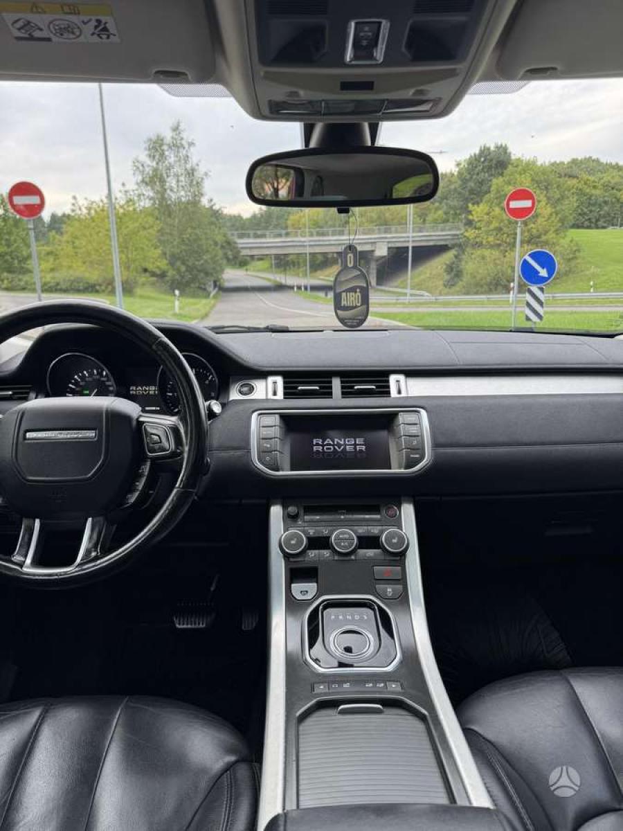 Red Land Rover Range Rover Evoque 2013 in Vilnius, with an engine capacity of 2.18 L and mileage of 320 thousand km for 9200 €, photo 14 on AUTOMOTO.COM.LV