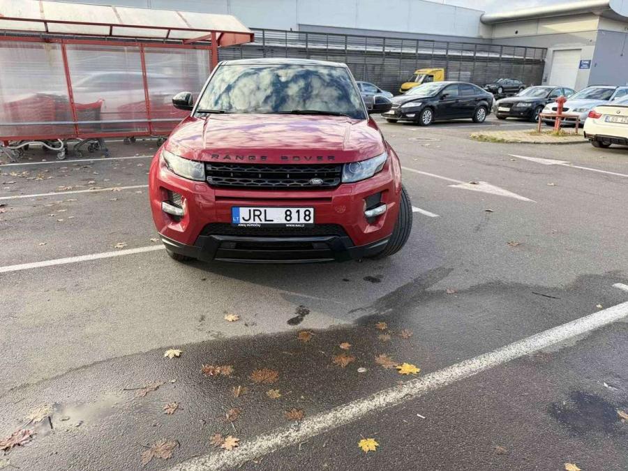Red Land Rover Range Rover Evoque 2014 in Vilnius, with an engine capacity of 2.00 L and mileage of 146 thousand km for 9800 €, photo 5 on AUTOMOTO.COM.LV