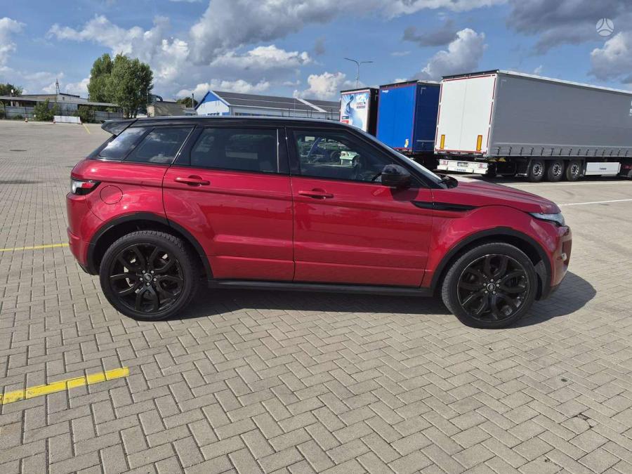 Red Land Rover Range Rover Evoque 2014 in Taurage, with an engine capacity of 2.18 L and mileage of 280 thousand km for 12000 €, photo 5 on AUTOMOTO.COM.LV