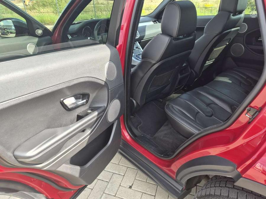Red Land Rover Range Rover Evoque 2014 in Taurage, with an engine capacity of 2.18 L and mileage of 280 thousand km for 12000 €, photo 16 on AUTOMOTO.COM.LV