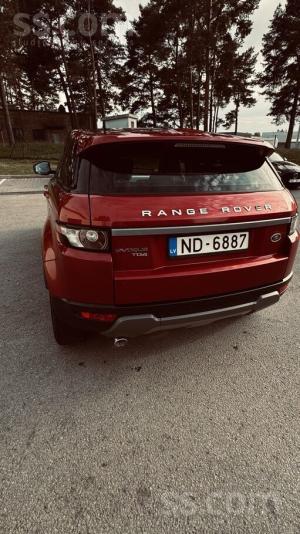Red Land Rover Range Rover Evoque 2015 in Riga, with an engine capacity of 2.20 L and mileage of 234 thousand km for 10700 €, photo 6 on AUTOMOTO.COM.LV
