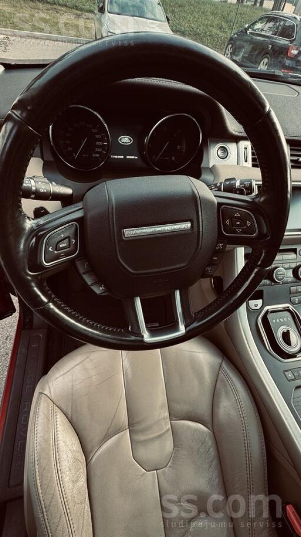 Red Land Rover Range Rover Evoque 2015 in Riga, with an engine capacity of 2.20 L and mileage of 234 thousand km for 10700 €, photo 6 on AUTOMOTO.COM.LV