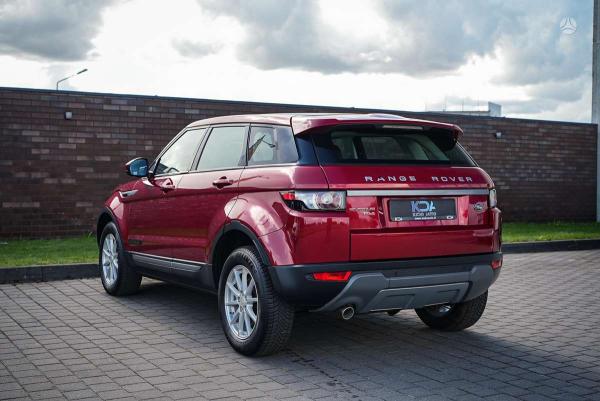 Red Land Rover Range Rover Evoque 2015 in Marijampole, with an engine capacity of 2.18 L and mileage of 289 thousand km for 10750 €, photo 8 on AUTOMOTO.COM.LV