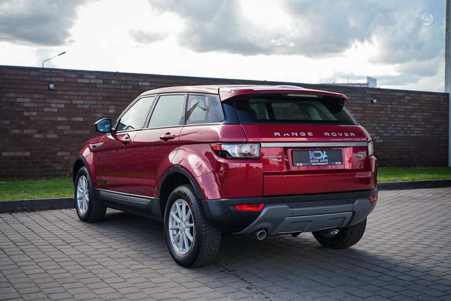 Sarkans Land Rover Range Rover Evoque 2015 Marijampole, ar dzinēja tilpumu 2.18 L un nobraukumu 289 tūkst. km par 10750 €, foto 9 vietnē AUTOMOTO.COM.LV