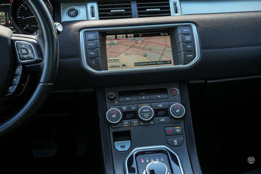 Sarkans Land Rover Range Rover Evoque 2015 Marijampole, ar dzinēja tilpumu 2.18 L un nobraukumu 289 tūkst. km par 10750 €, foto 19 vietnē AUTOMOTO.COM.LV