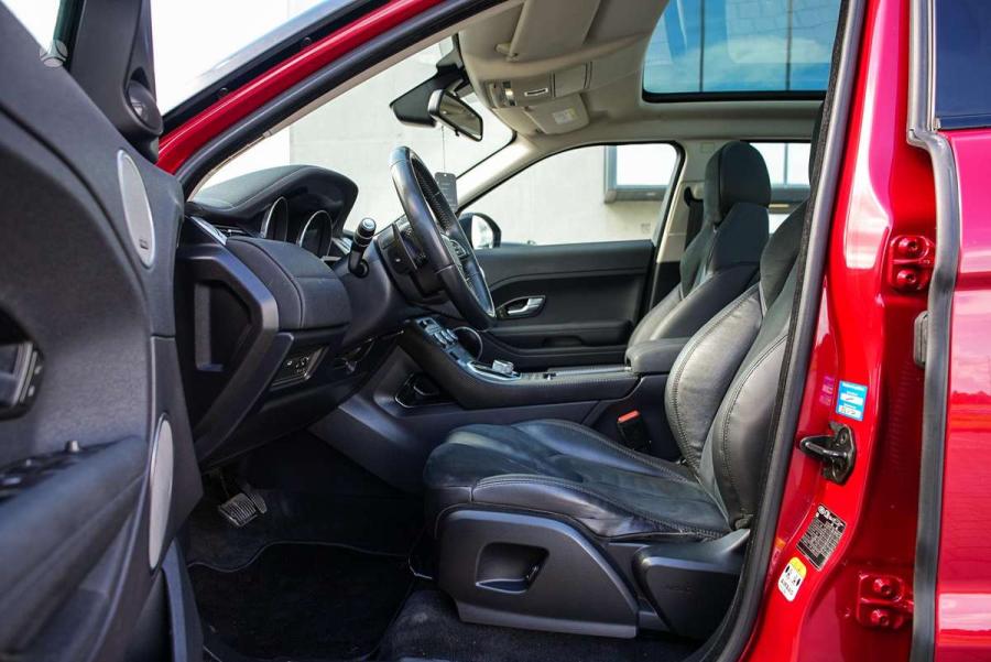 Sarkans Land Rover Range Rover Evoque 2015 Marijampole, ar dzinēja tilpumu 2.18 L un nobraukumu 289 tūkst. km par 10750 €, foto 28 vietnē AUTOMOTO.COM.LV