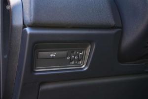 Sarkans Land Rover Range Rover Evoque 2015 Marijampole, ar dzinēja tilpumu 2.18 L un nobraukumu 289 tūkst. km par 10750 €, foto 31 vietnē AUTOMOTO.COM.LV