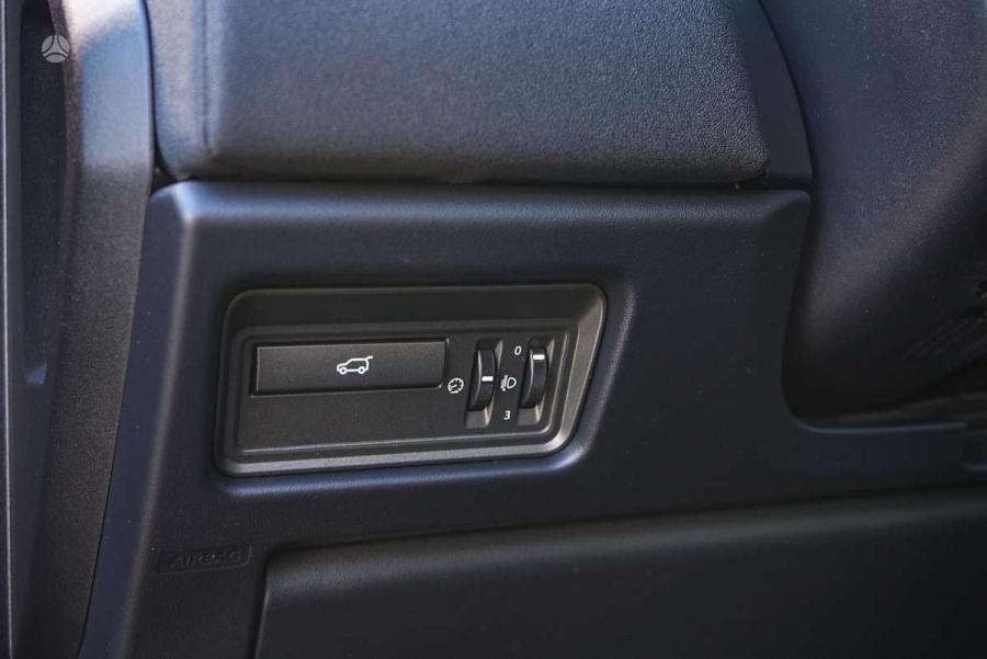 Sarkans Land Rover Range Rover Evoque 2015 Marijampole, ar dzinēja tilpumu 2.18 L un nobraukumu 289 tūkst. km par 10750 €, foto 31 vietnē AUTOMOTO.COM.LV