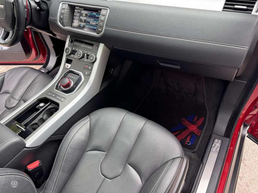 Sarkans Land Rover Range Rover Evoque 2015 Šauļi, ar dzinēja tilpumu 2.18 L un nobraukumu 150 tūkst. km par 14650 €, foto 18 vietnē AUTOMOTO.COM.LV