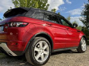 Red Land Rover Range Rover Evoque 2015 in Siauliai, with an engine capacity of 2.18 L and mileage of 275 thousand km for 14999 €, photo 9 on AUTOMOTO.COM.LV