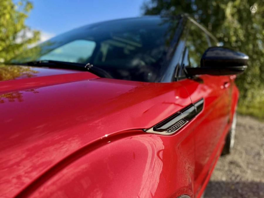 Red Land Rover Range Rover Evoque 2015 in Siauliai, with an engine capacity of 2.18 L and mileage of 275 thousand km for 14999 €, photo 28 on AUTOMOTO.COM.LV