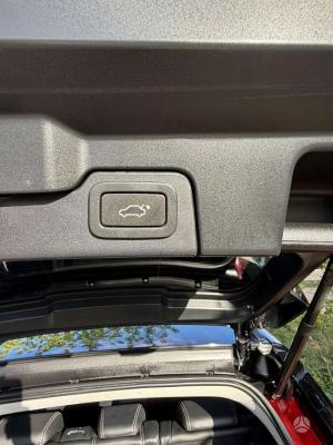 Red Land Rover Range Rover Evoque 2015 in Siauliai, with an engine capacity of 2.18 L and mileage of 275 thousand km for 14999 €, photo 55 on AUTOMOTO.COM.LV