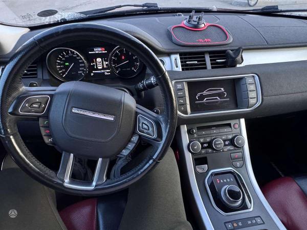 Red Land Rover Range Rover Evoque 2015 in Vilnius, with an engine capacity of 2.00 L and mileage of 126 thousand km for 14500 €, photo 9 on AUTOMOTO.COM.LV