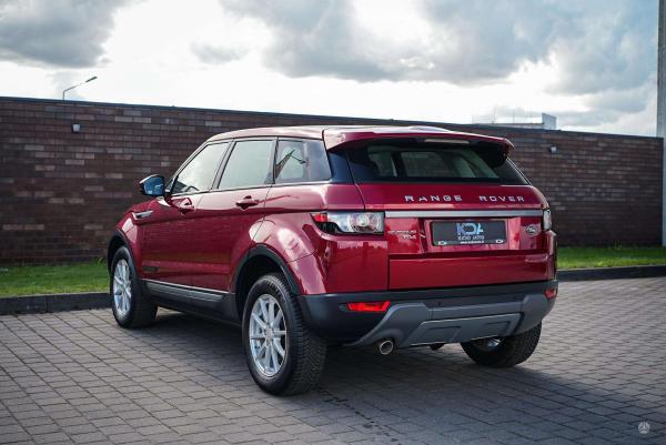 Sarkans Land Rover Range Rover Evoque 2015 Marijampole, ar dzinēja tilpumu 2.18 L un nobraukumu 289 tūkst. km par 9750 €, foto 9 vietnē AUTOMOTO.COM.LV