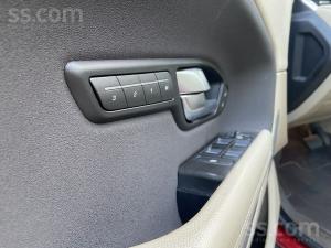Sarkans Land Rover Range Rover Evoque 2016 Rīga, ar dzinēja tilpumu 2.00 L un nobraukumu 221 tūkst. km par 13100 €, foto 16 vietnē AUTOMOTO.COM.LV