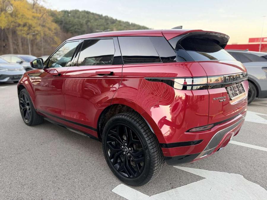Red Land Rover Range Rover Evoque 2019 in Vilnius, with an engine capacity of 2.00 L and mileage of 104 thousand km for 22900 €, photo 5 on AUTOMOTO.COM.LV